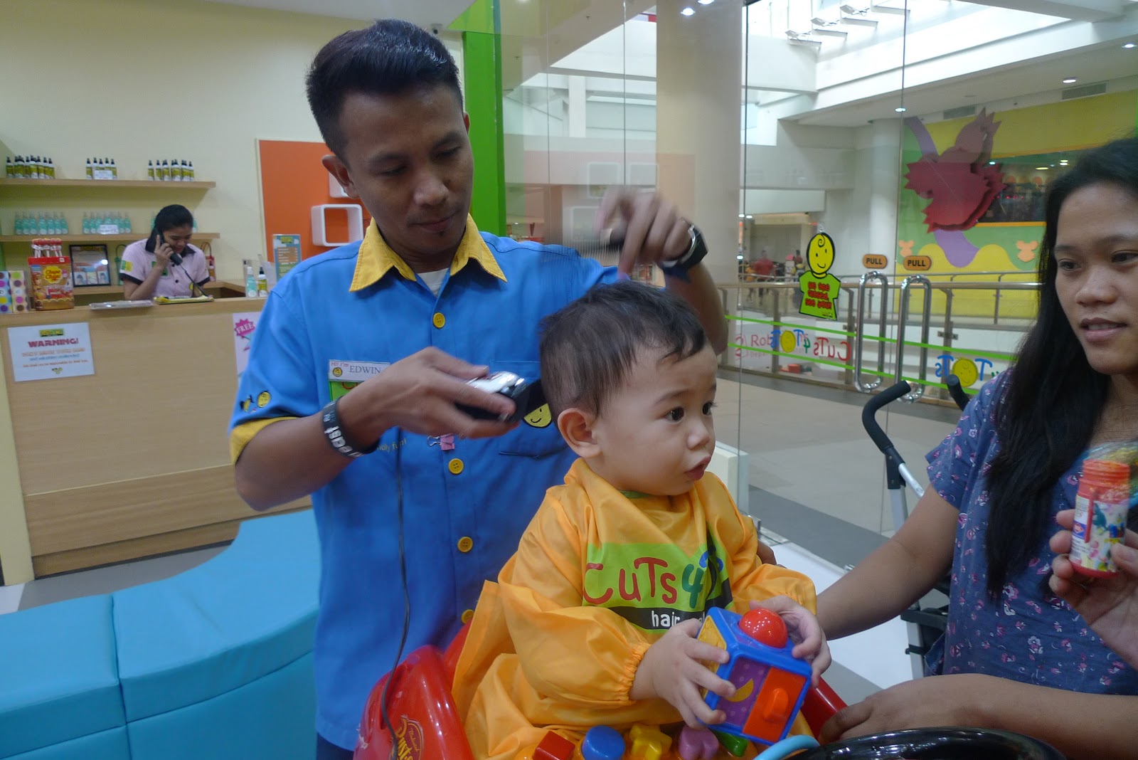 Nikki's Nurturance: Guijo's First Haircut at Cuts-4-Tots