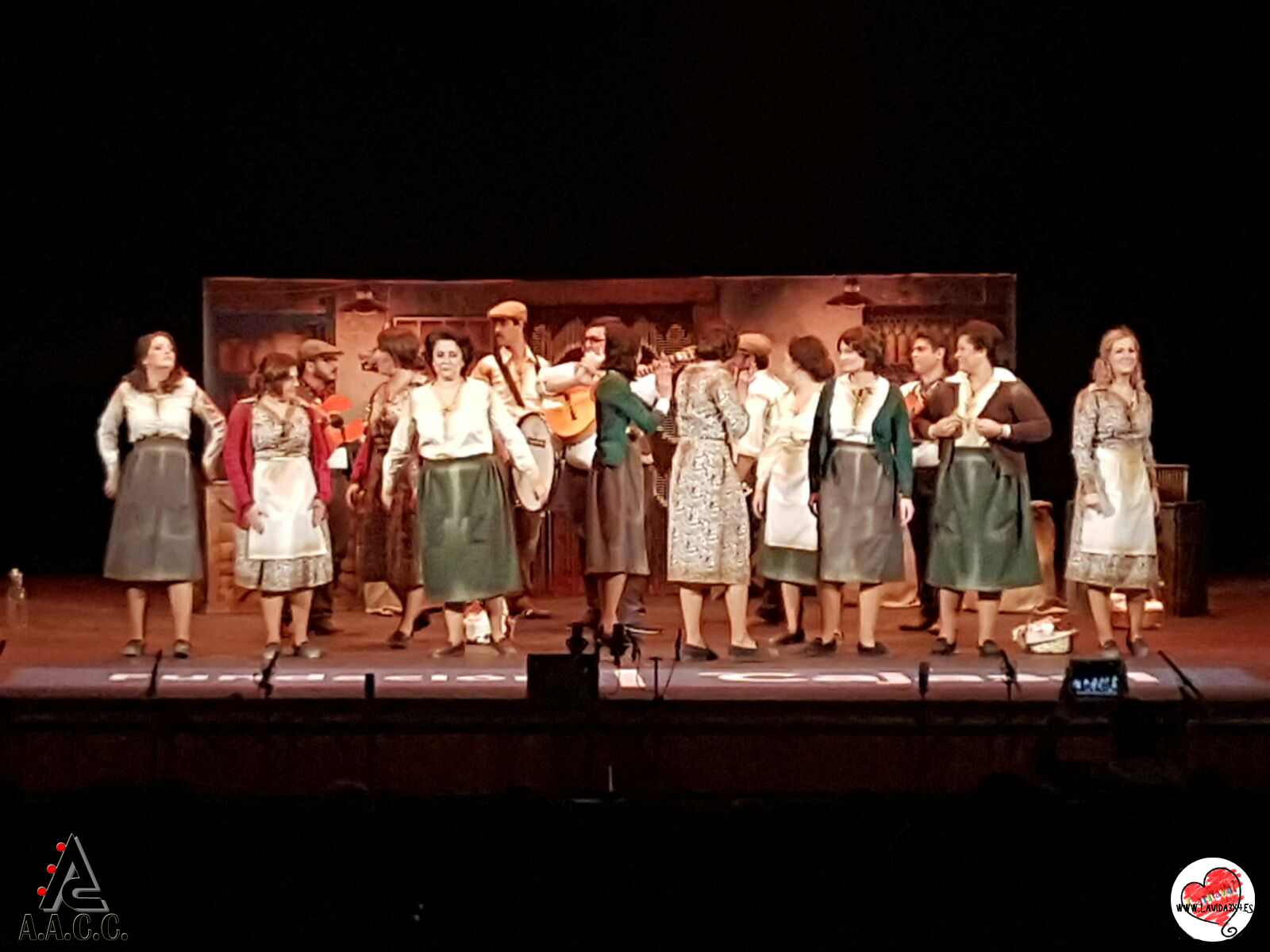 Entrevista a María Haldón, de la comparsa "Perravieja" - El Morante .es