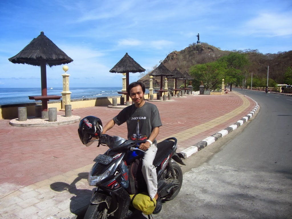 LET'S GO AROUND THE WORLD!!!: RIDING MOTORBIKE, CROSSING BORDER TO ...
