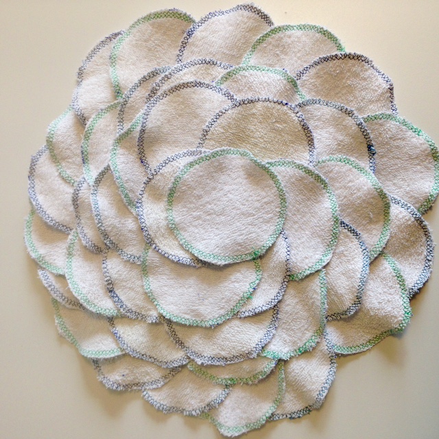 Démaquillant biphasé et pads de coton zéro déchet