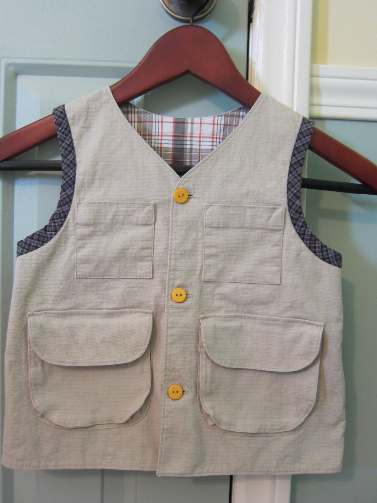 Dynamite Threads: Explorer vest