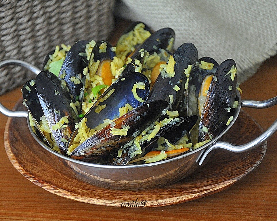 Something about food...: Пилав с мидиями в стиле Гоа (Mussels Pilaf)