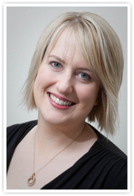 The Reading Frenzy: **GIVEAWAY** Showcase Home at Last by Lily Everett