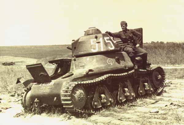Tanques y Blindados: Hotchkiss H39