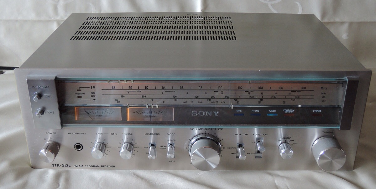 Infrequent Sound [sex.tex] technology: Sony STR-313L FM/AM Program ...