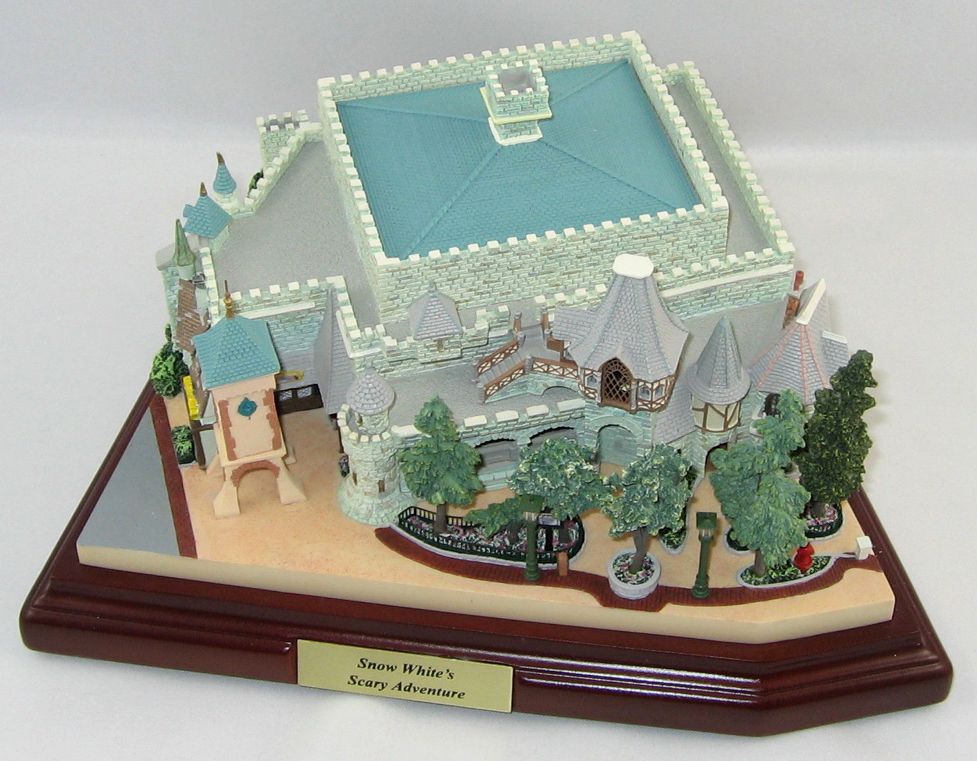 Filmic Light - Snow White Archive: Robert Olszewski & His Snow White ...