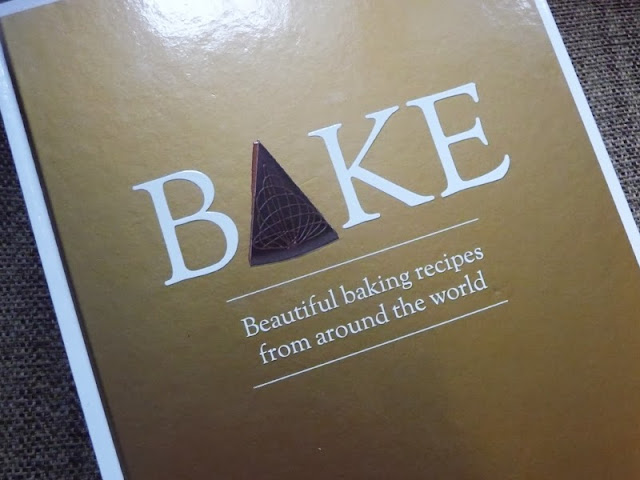 BOOK REVIEW: Bake by Love Food from Parragon Books - The Graphic Foodie ...