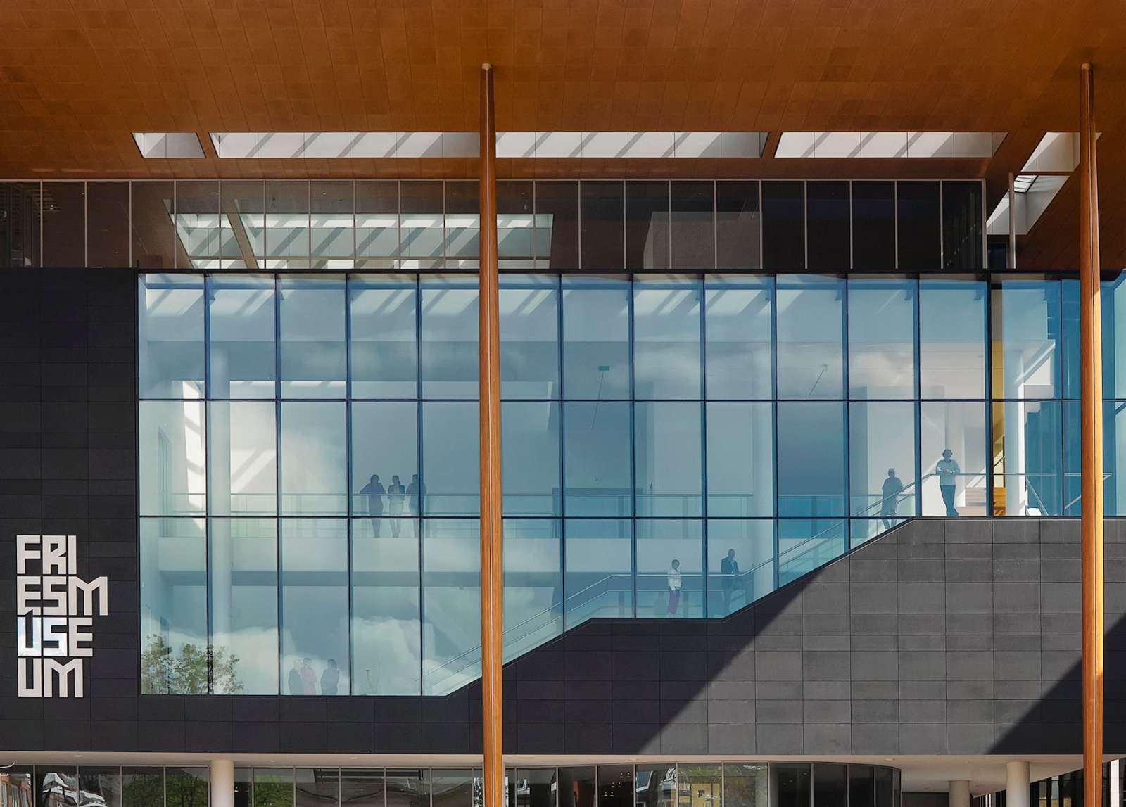 architecture now and The Future: FRIES MUSEUM BY BIERMAN HENKET ARCHITECTEN