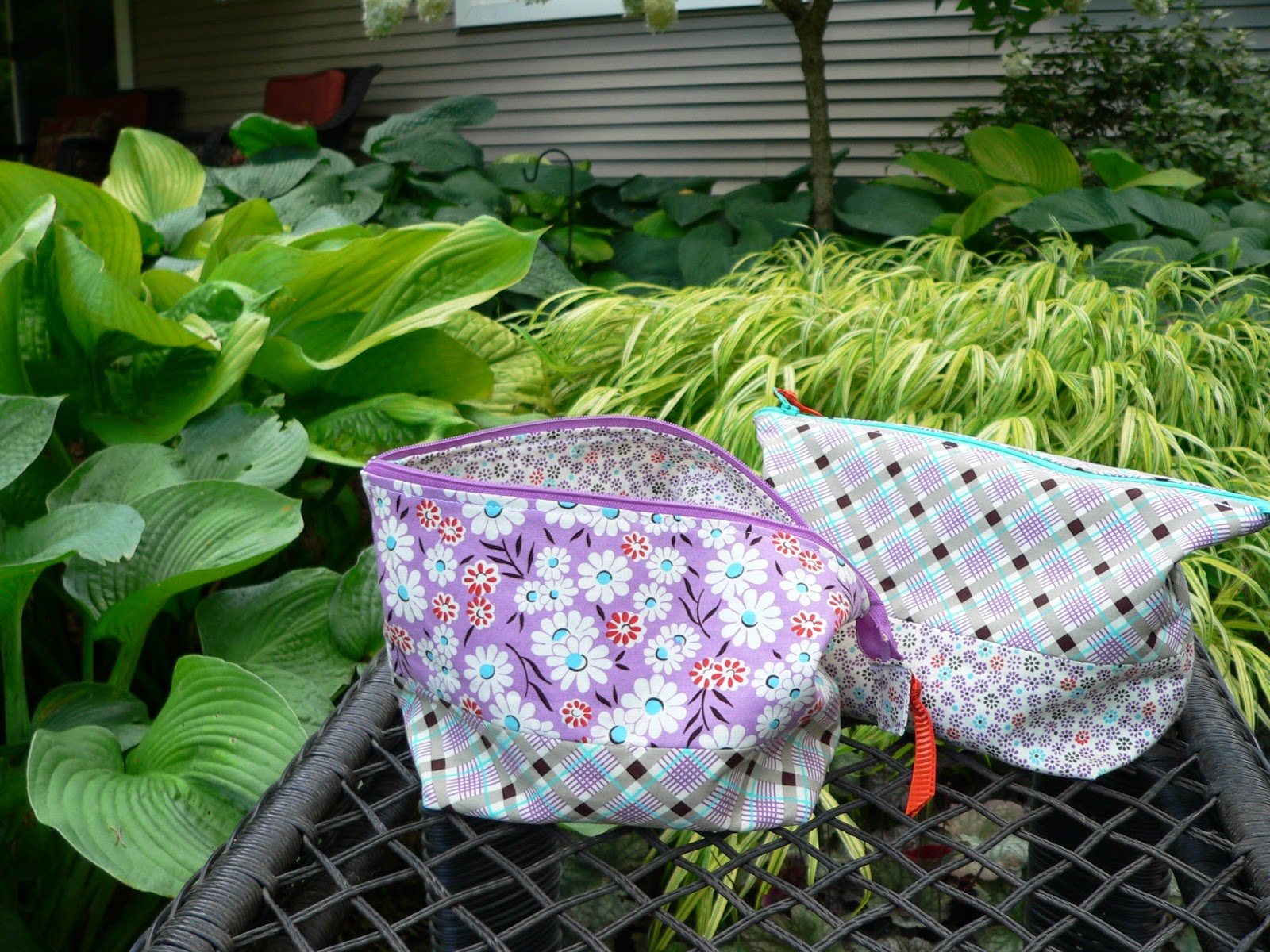 runsewfun: open wide pouches