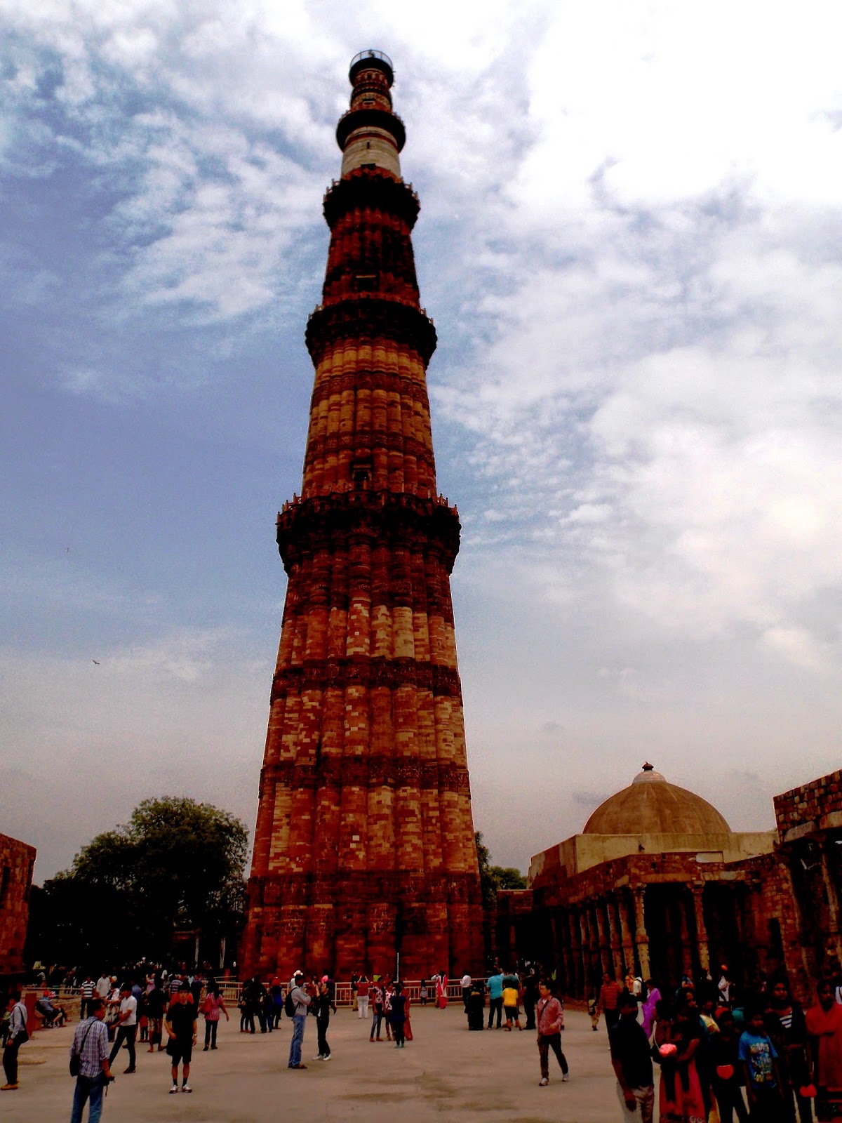 CHINAR SHADE : QUTUB MINAR OF INDIA