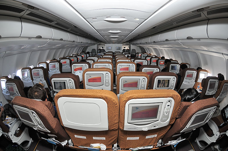 Aviation, Music, Sport : Eleazar blog: Garuda Indonesia Airbus 330 ...