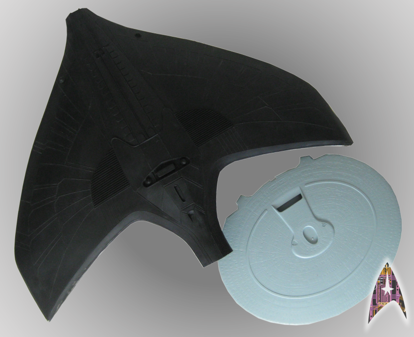 FLEETYARD STAR TREK modeling blog: Romulan Warbird - Kit Review