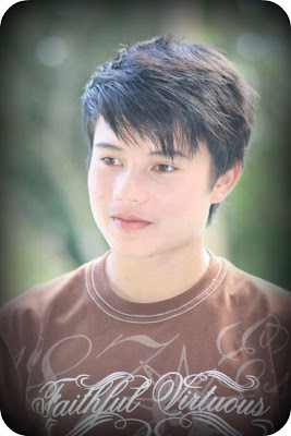 LifeWays1203: PINOY BIG BROTHER TEEN EDITION HOUSEMATE (TOM DOROMAL)