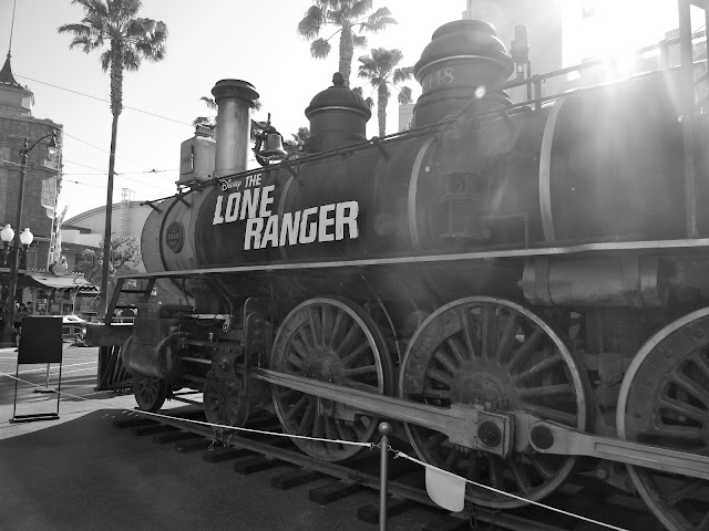 The Mouse Minute (Formerly Brad's Everything Disney Blog): The Lone ...