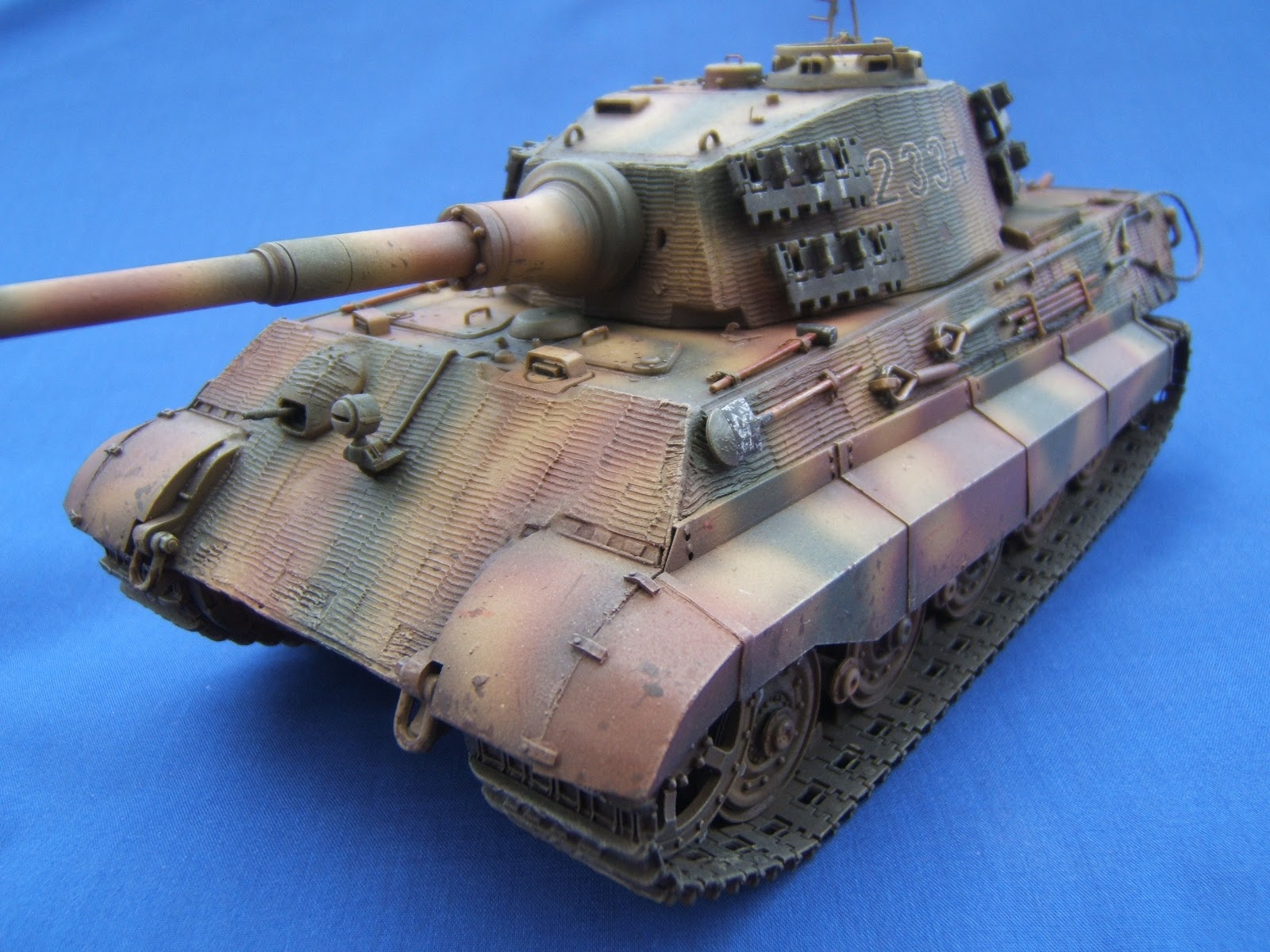 Dave's Tank Workshop : A tale of two King Tigers - Budapest 1944