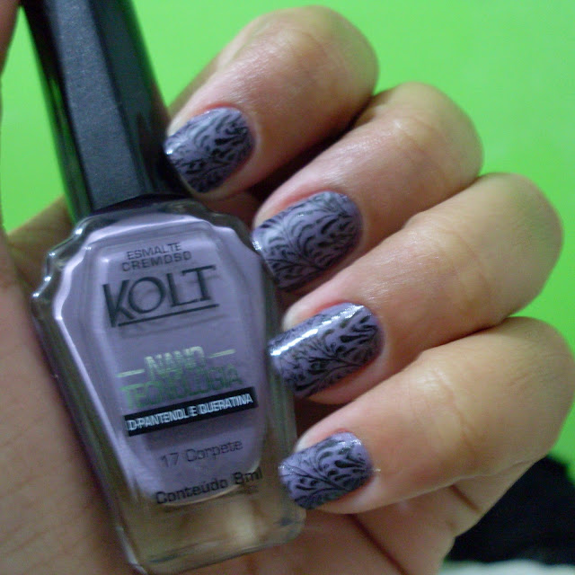 Louco Hormônio Feminino: Corpete (Kolt) + m83 (Konad)