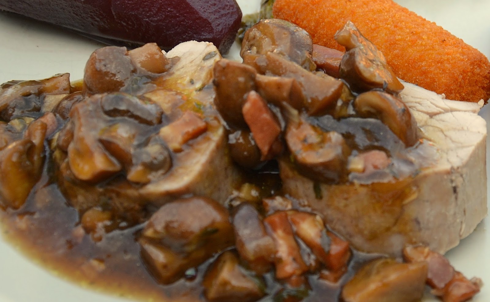 Voor Lekkerbekjes @Home: Varkenshaasje met jagersaus