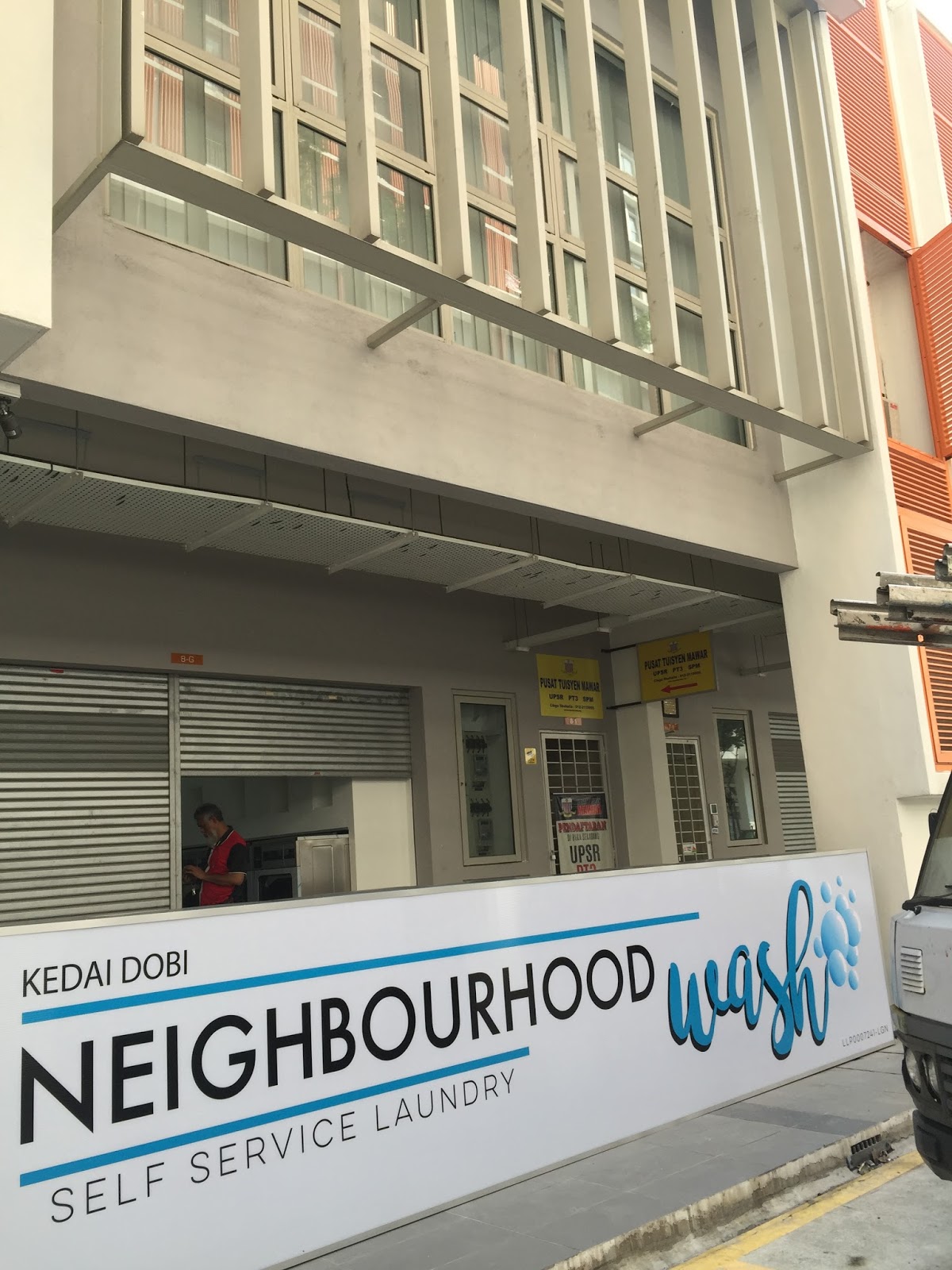 Signboard Murah: PEMASANGAN SIGN BOARD DOBI BERLAMPU DI BUKIT JELUTONG