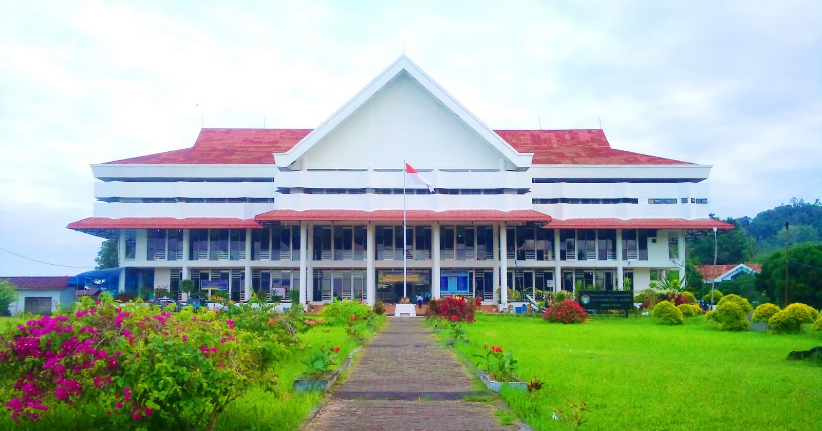 good Cloud: UNIVERSITAS NEGERI MANADO