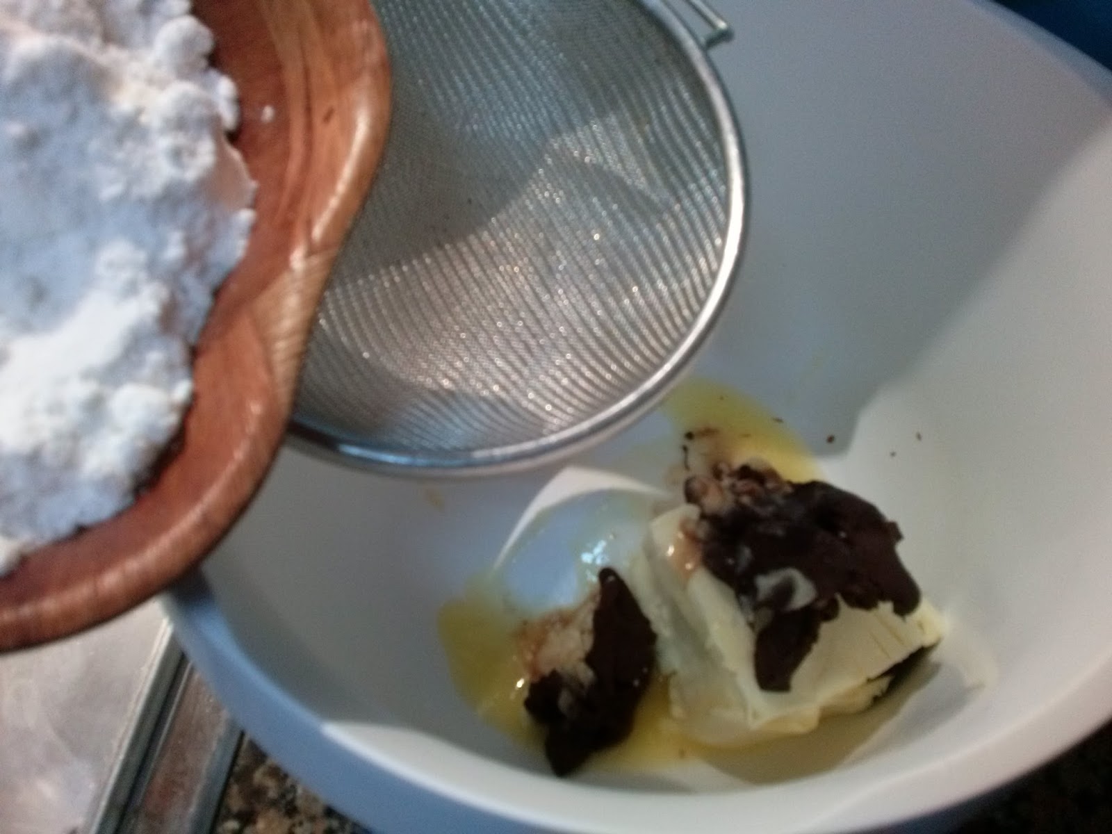 SAN MARCOS A LA CREMA FRANCESA DE MANGO ENCURTIDO