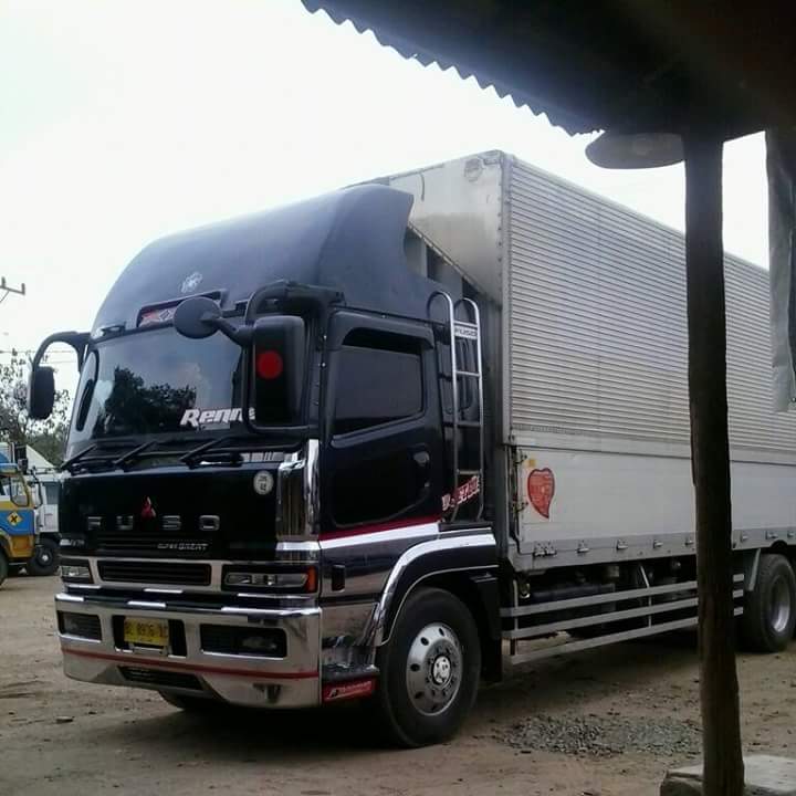 Truk Built Up - Perumperindo.co.id