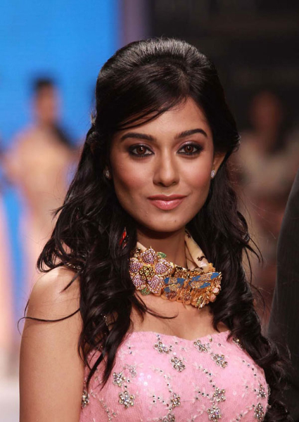 Amrita Rao New Photo Gallery