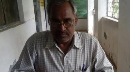 सफाई कर्मचारी से रिश्वत लेता BMO रंगे हाथो धराये | DR. RAJESH RAJ