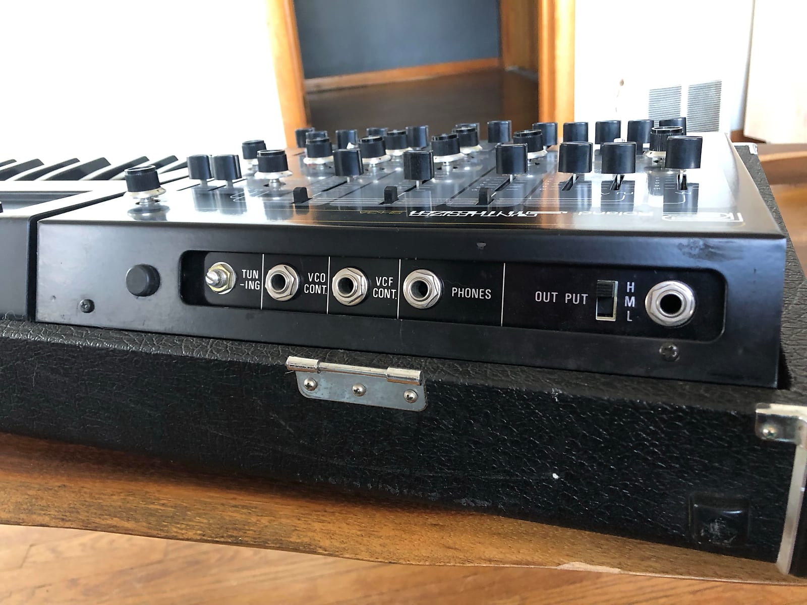 MATRIXSYNTH: Roland SH-3A Synthesizer