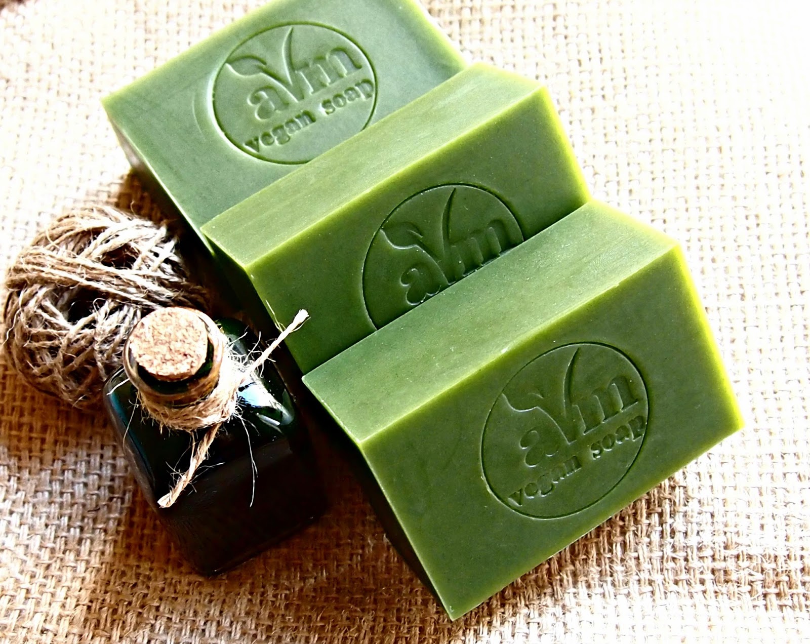 ALEGRIA MEDITERRANEA: JABÓN VERDE / GREEN SOAP