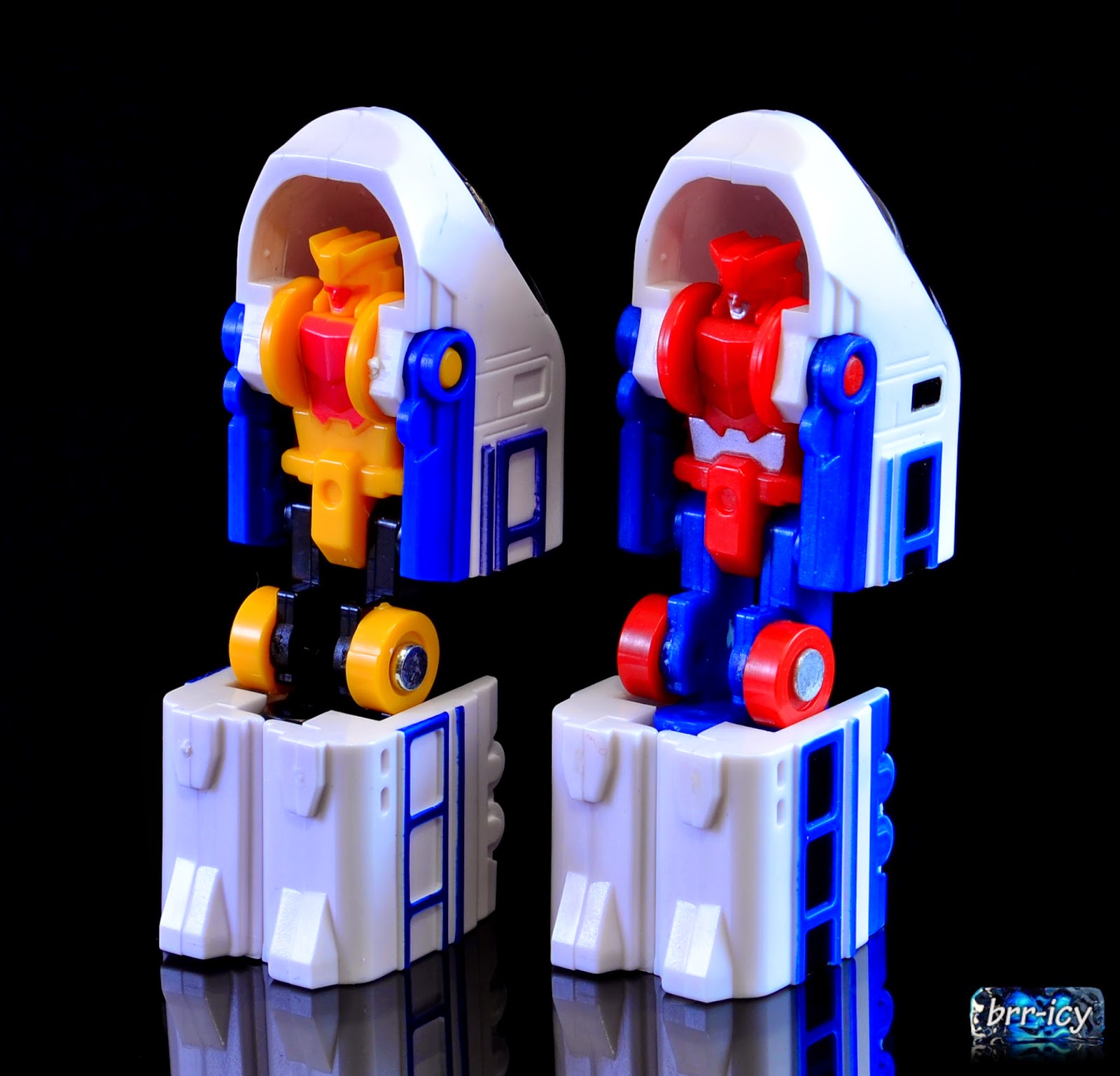 Brr-icy's Transformers Reviews: Operation Combination Sixtrain Comparison