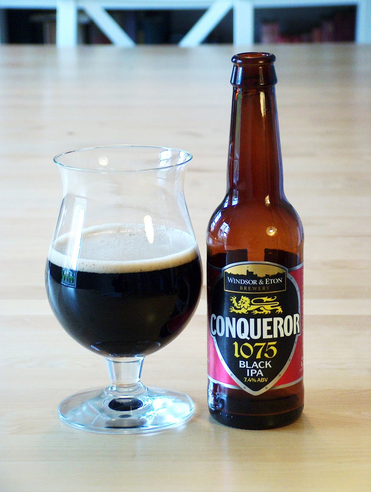 The Bottled Beer Year: Day 133, Beer 133 - Windsor & Eton's "Conqueror ...