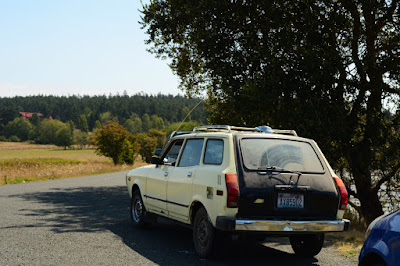 OLD PARKED CARS.: 1979 Subaru DL 4wd Wagon.