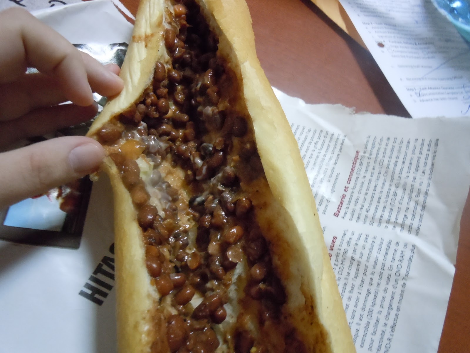 Jessie in Senegal!: Bean sandwiches and mosquito nets.