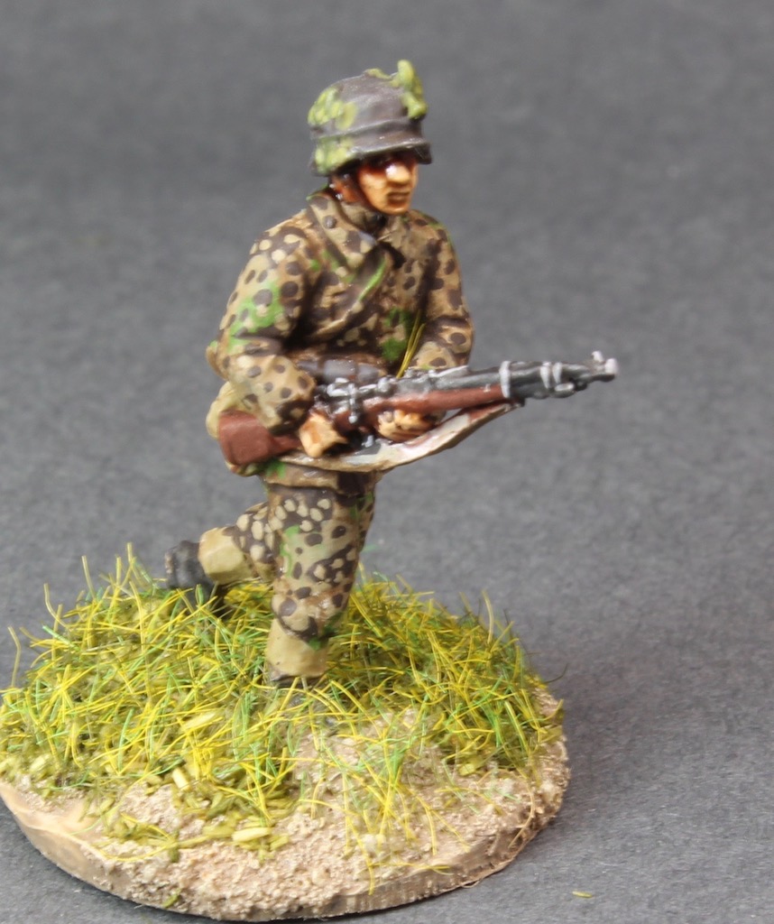 The Tactical Painter: Pea Dot Cammo