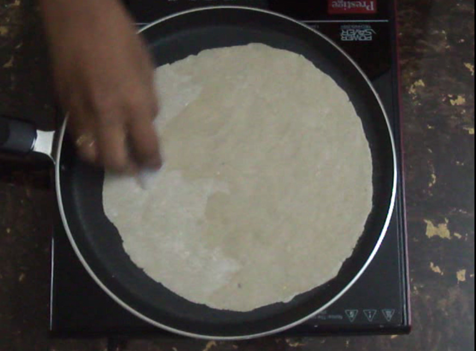 Sukku's Kitchen : JOWAR KI ROTI / JONNA ROTTE