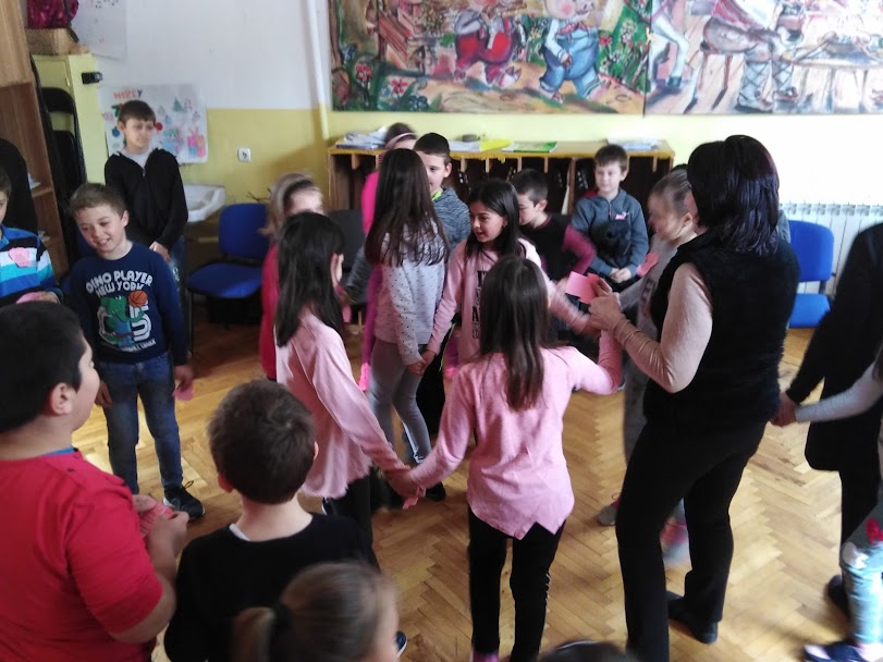Учебни ресурси Learning Resources Ден на розовата фланелка