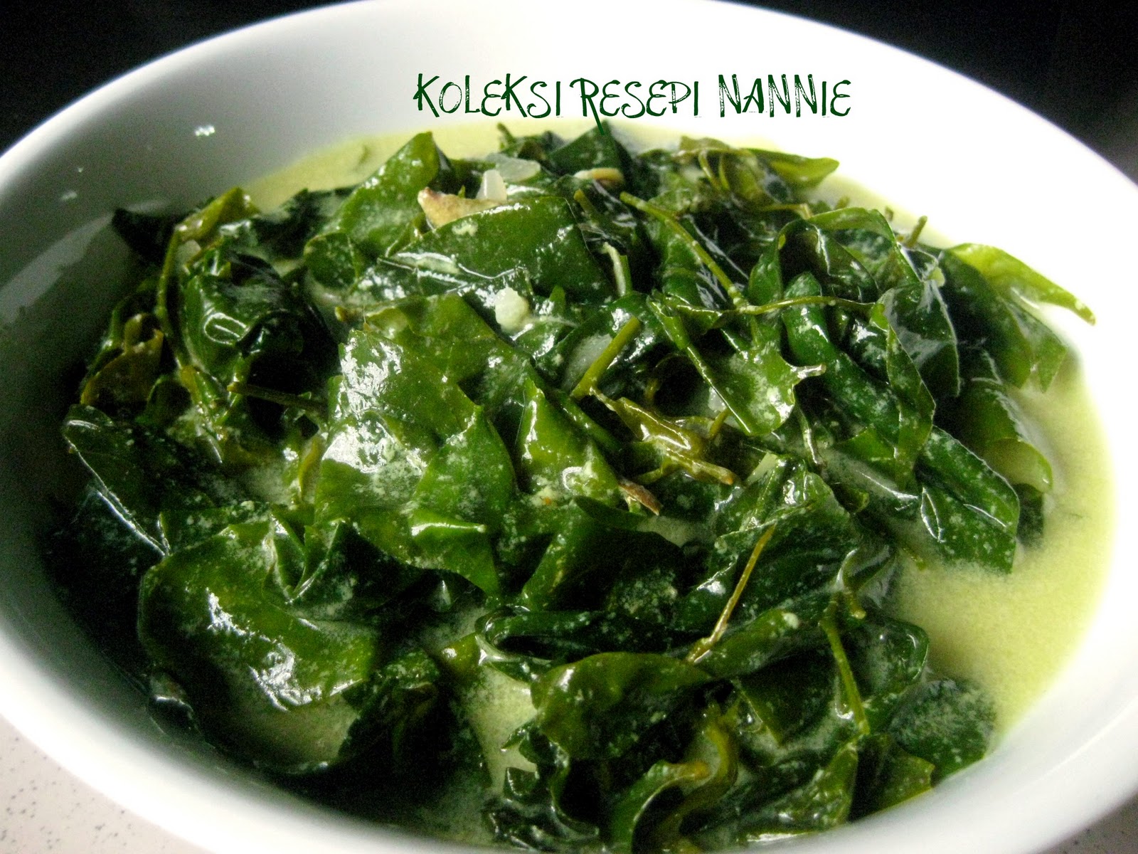 RESEPI NENNIE KHUZAIFAH: MASAK LEMAK PUCUK CEMPERAI