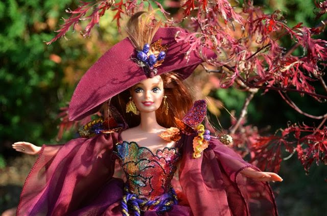 Dolls of the World. Blog Simran : Autumn Glory Barbie