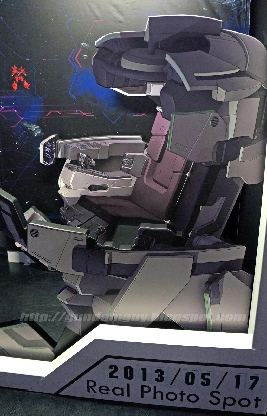 Gundam cockpit - nipodbattery