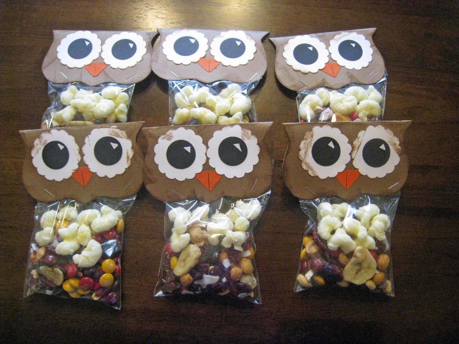 polkadotplatter: Owl Treat Bag
