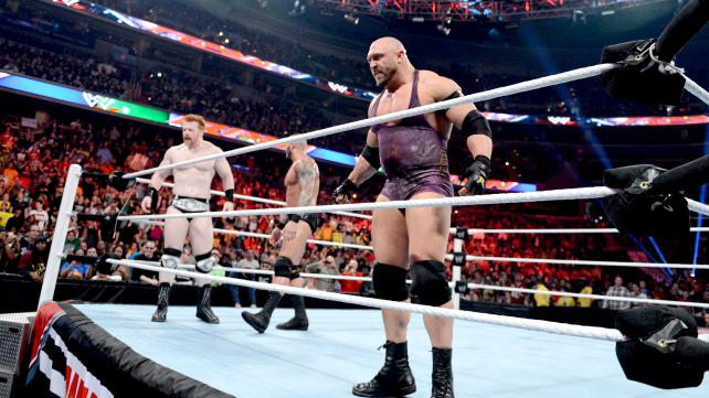 WWE In live!!!!: RYBACK vs "THE SHIELD"