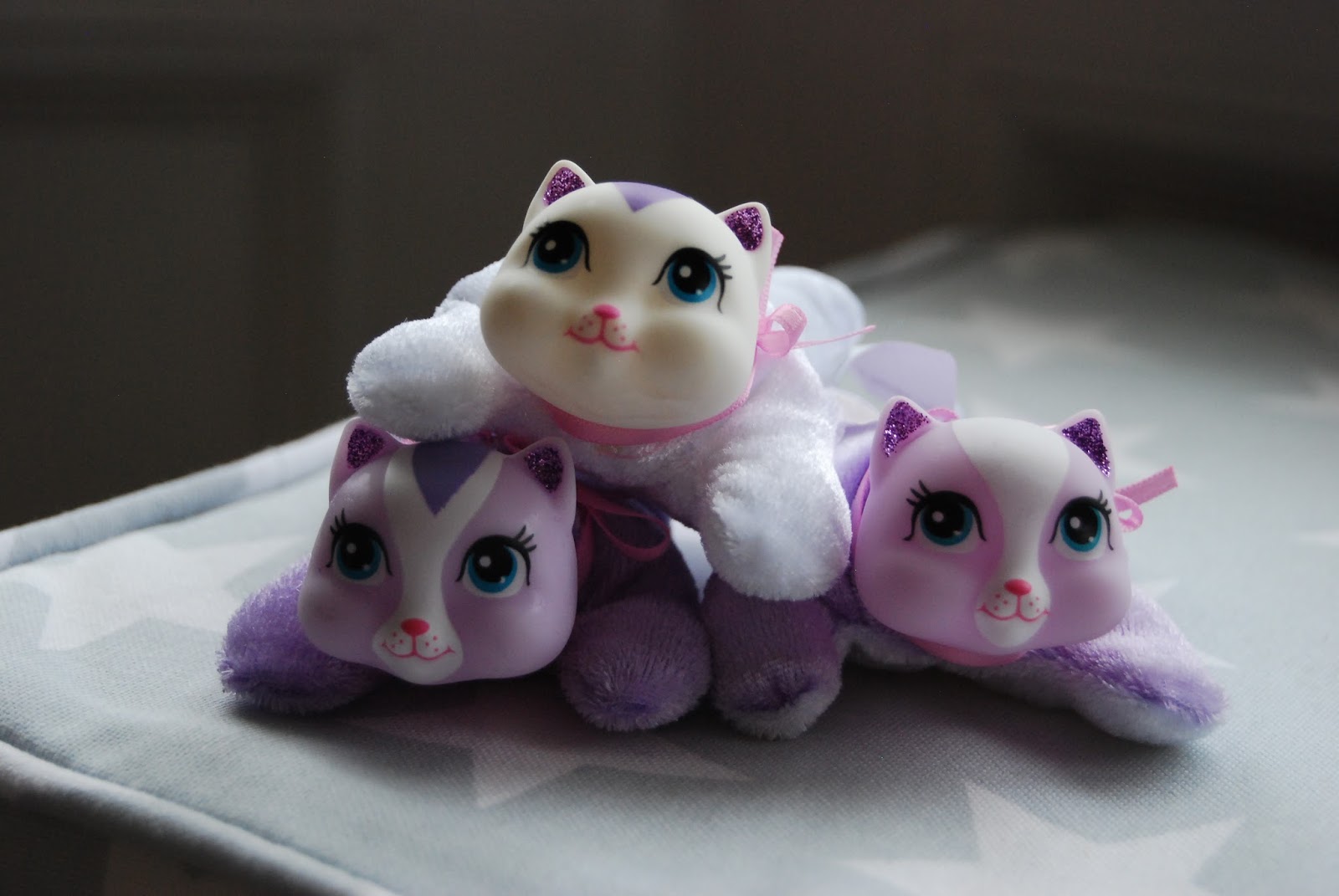 Chic Geek Diary: Kitty Surprise - Review