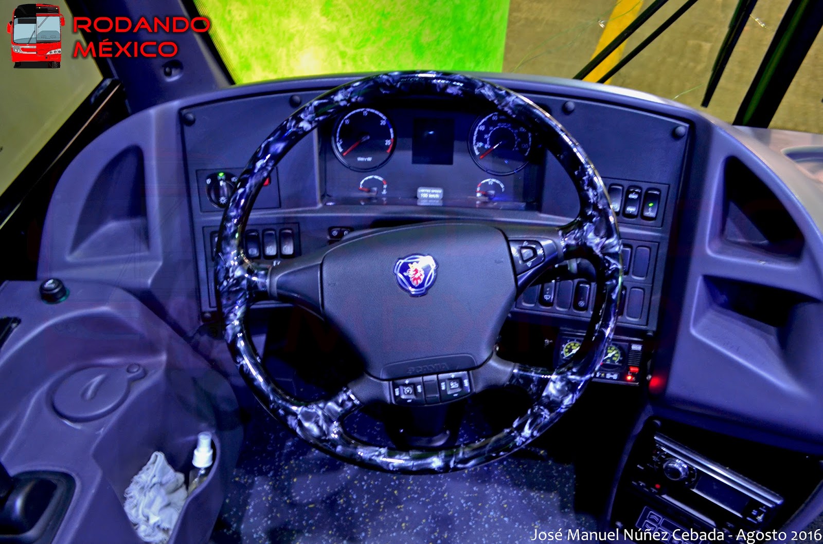 RODANDO MÉXICO : Banderazo de salida de las 16 unidades Scania ...