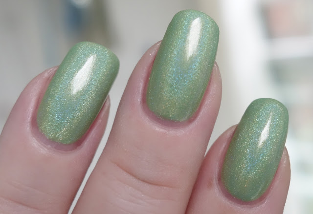 Lacquer Slacker Liz: Emily de Molly Viridescent