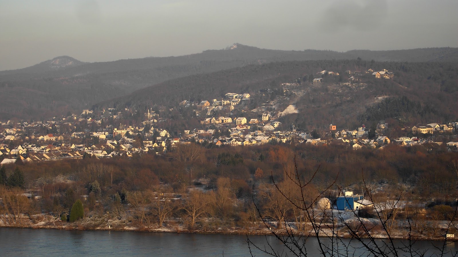 Weinkultur Rheinbreitbach: Blicke auf die alten Weinberge