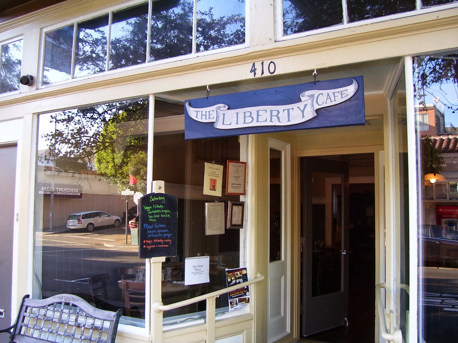 Breakfast at Epiphany's: October 2013