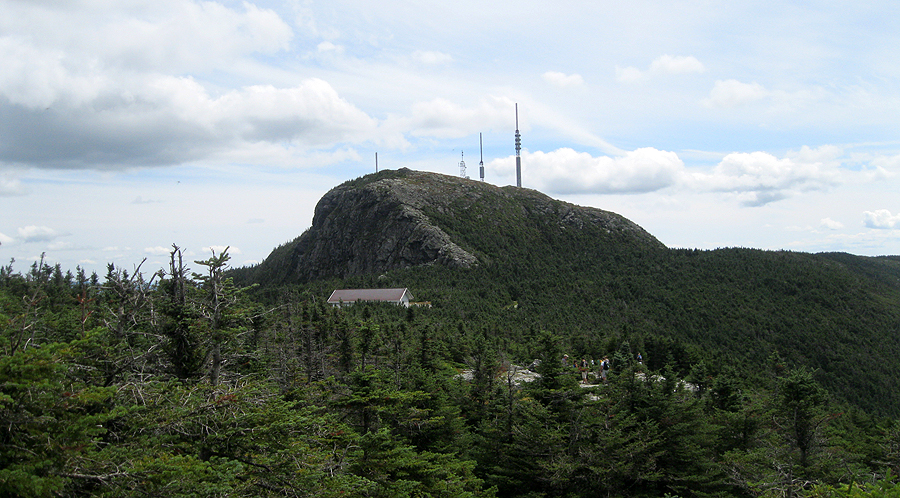 Hiking in the White Mountains and Adirondacks: Mount Mansfield