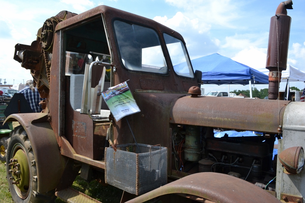 The Iron Mule: Barber-Greene Ditching Machine