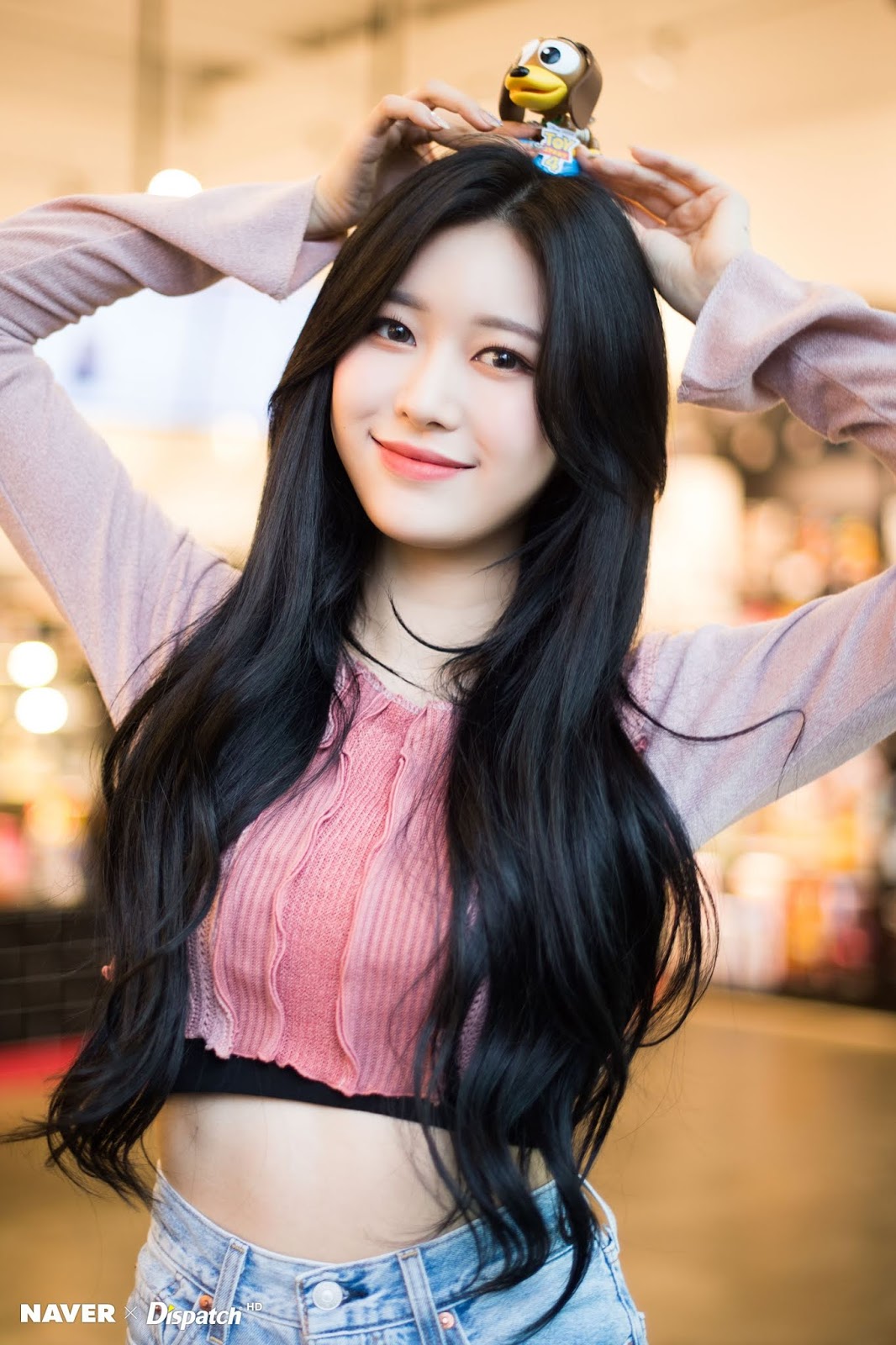 MOMOLAND's Jane photoshoot by Naver x Dispatch - Who's your bias?