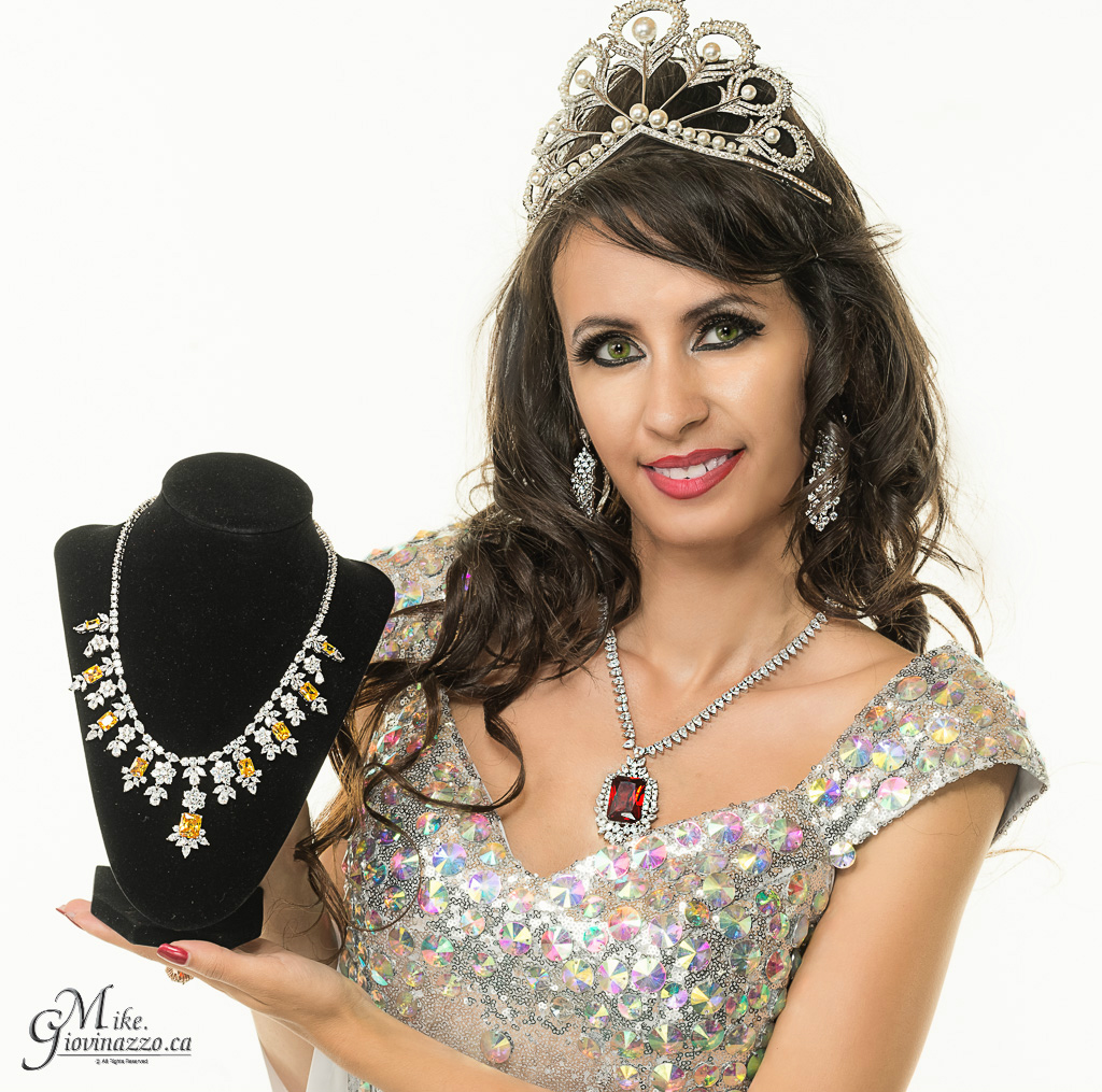 Al Masani Royal House: July 2017